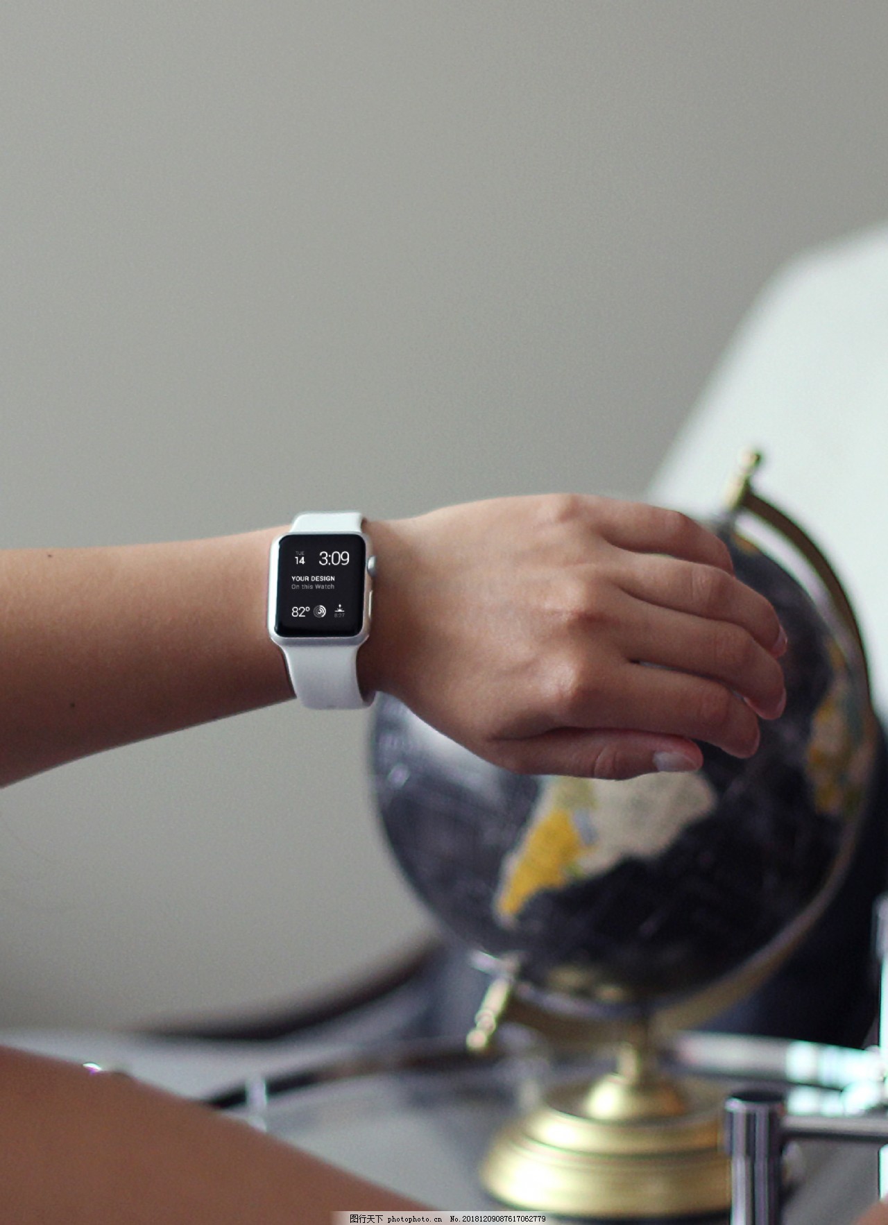 苹果手表watcht配带场景样机图片_其他_样机-图行天下素材网